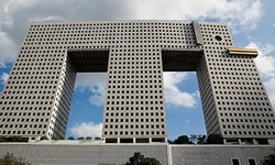 10 Buildings shaped like objects